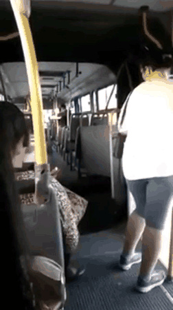 is this bus half empty or half full? - Meme subido por Jack_The_Raper ...