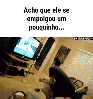 Gaymer vê uma giromba na tv e tenta abocanhar - Meme by ...